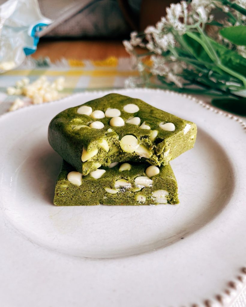 Mini-batch Matcha White Chocolate Protein Bars
