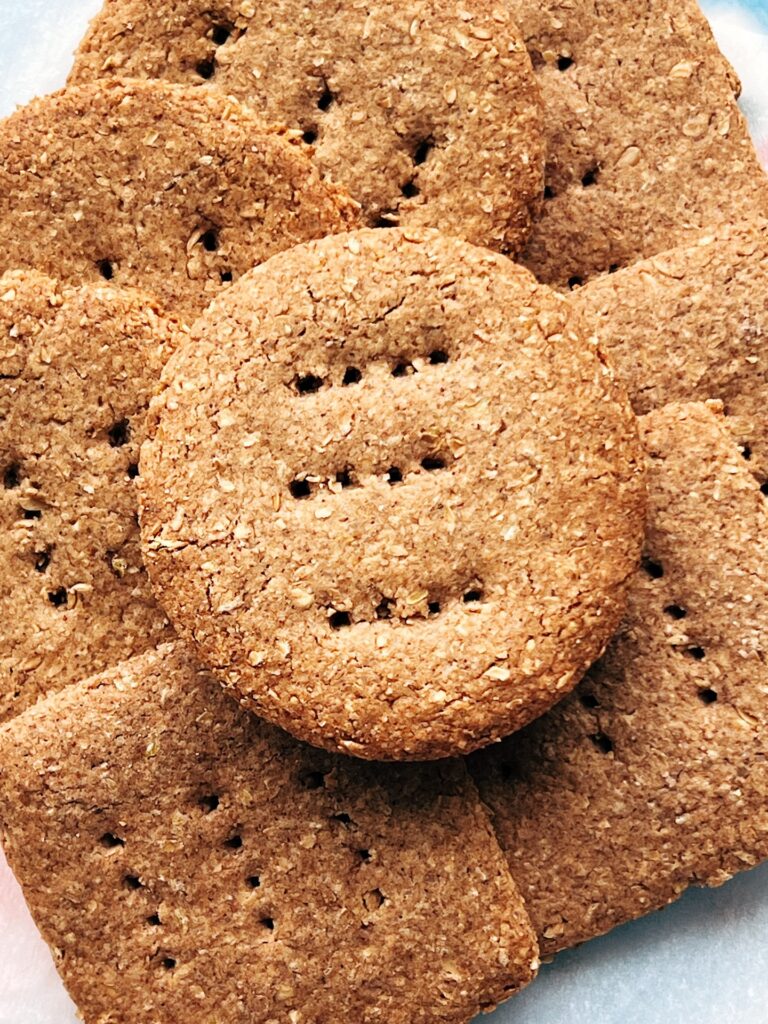 Mini-batch Crunchy Breakfast Biscuits
