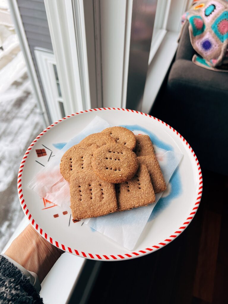 Mini-batch Crunchy Breakfast Biscuits
