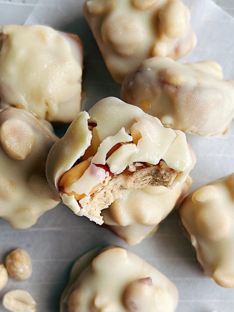 Small-batch White Chocolate Protein Snicker Bites
